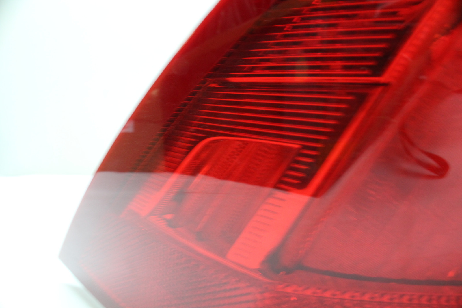 2013 VOLVO S60 T5 TAIL LIGHT LAMP LEFT SIDE 30796267 OEM 11 12 13 14 15 ...