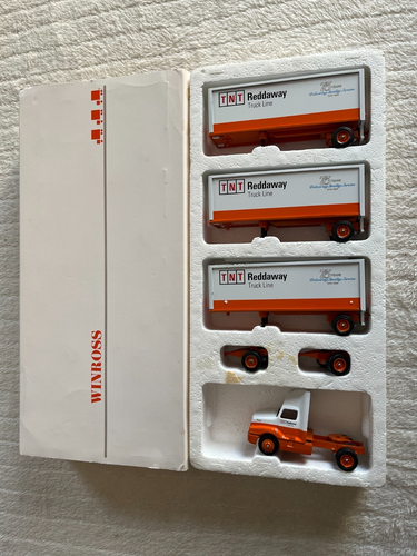 TNT Reddaway Truck Line Triples '94 75yrs Winross Truck | eBay