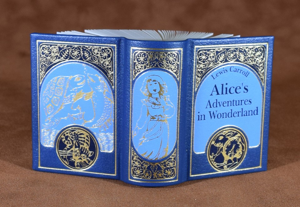 MINIATURE BOOK Alice´s Adventures in Wonderland | eBay