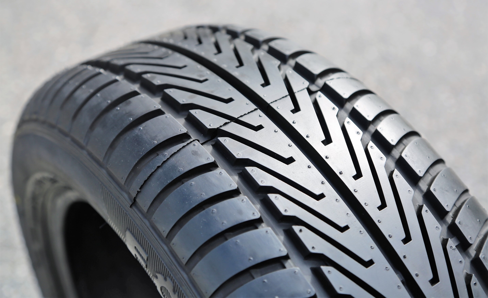 Tire 185/55R15 Forceum D800 AS A/S All Season 86V XL | eBay
