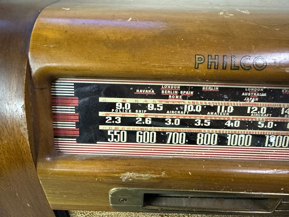 Vintage 1941 PHILCO table top Radio Model 42-345 code 121 Restore | eBay