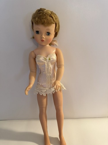 Vintage Madame Alexander Cissy Doll Queen Elizabeth II 20" Pink Dress ...
