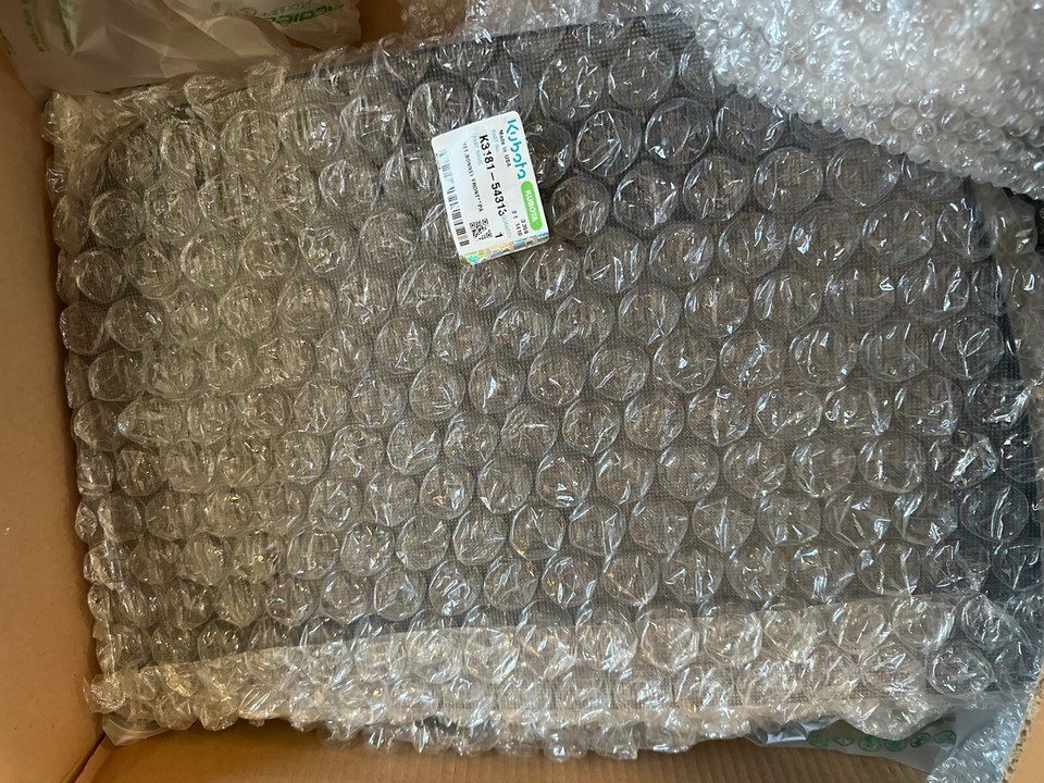 kubota net- bonnet - for zero k3181-54313 should fit zd326, zd331 ...