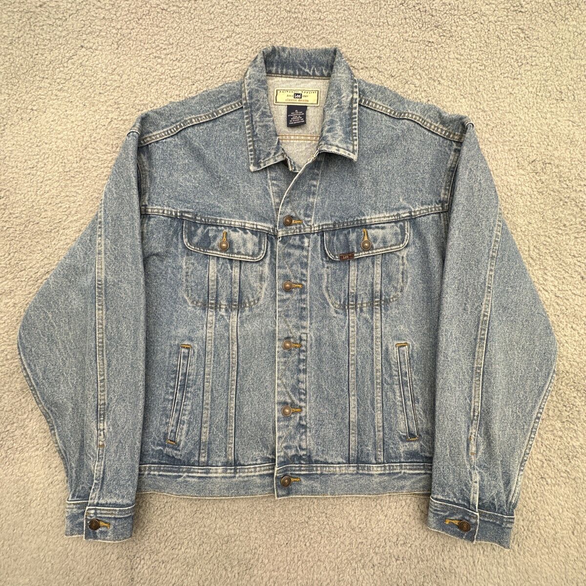 Vintage Lee Classic 90s Faded Blue Denim Jacket Mens XL Vintage Lee Classic 90s Faded Blue Denim Jacket Mens XL
