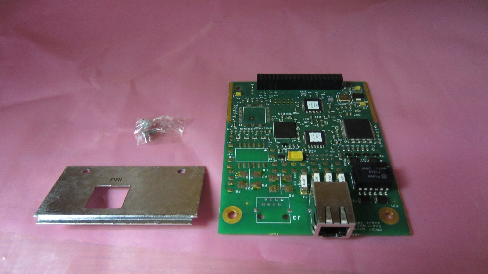 Avaya IP400 PRI 24 T1 PRI (23B+D) trunk or one T1 Robbed-Bit (24B ...