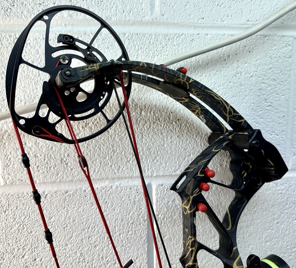 Compound Bow PSE Evolve | eBay