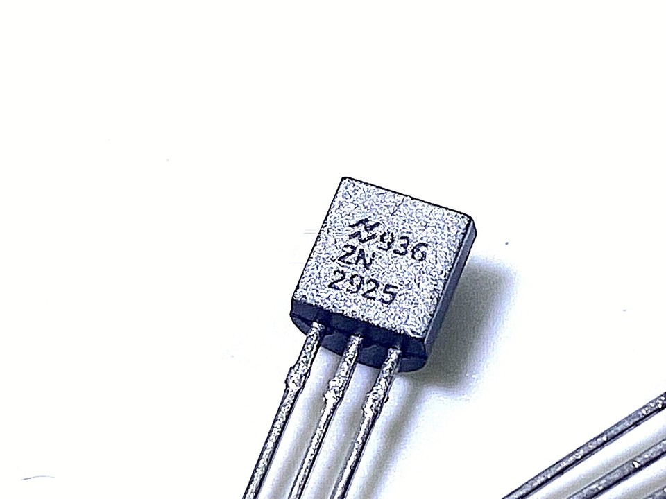 2pcs 2N2925 National Semiconductor NPN 0.36W 25V 0.1A TO92 Transistor ...