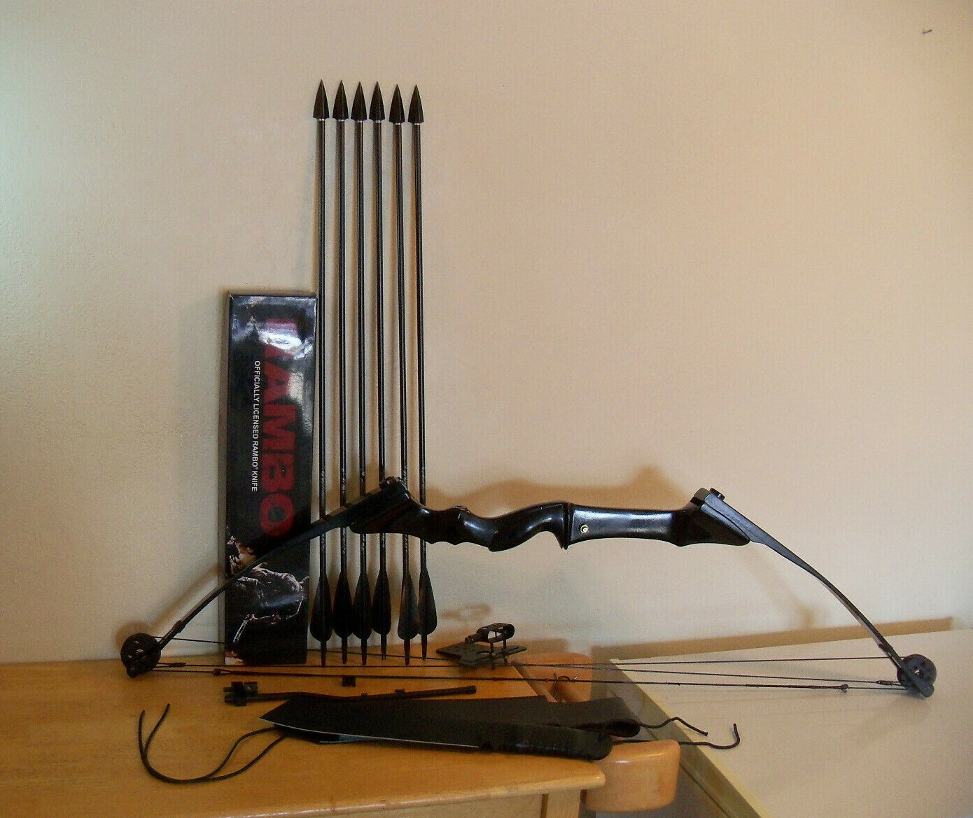 RAMBO 4 COMPOUND BOW & KNIFE, HOYT, MARTIN | eBay