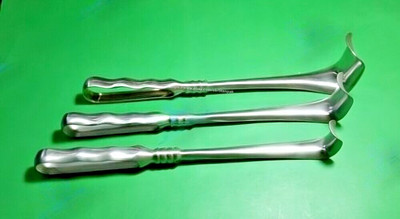 Retractors - Richardson Eastman Retractors