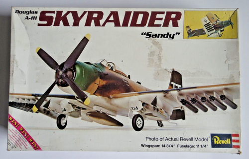 Vintage 1973 Revell Douglas A-1H Skyraider "Sandy" Model Kit #H260 Open ...