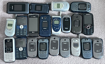 Lot Of 21 x Verizon QWERTY Cell Phones LG VX9900 VX9200M VX11000 VX9200 ...