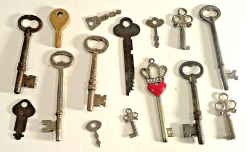 Mixed Lot of 15 Keys | eBay