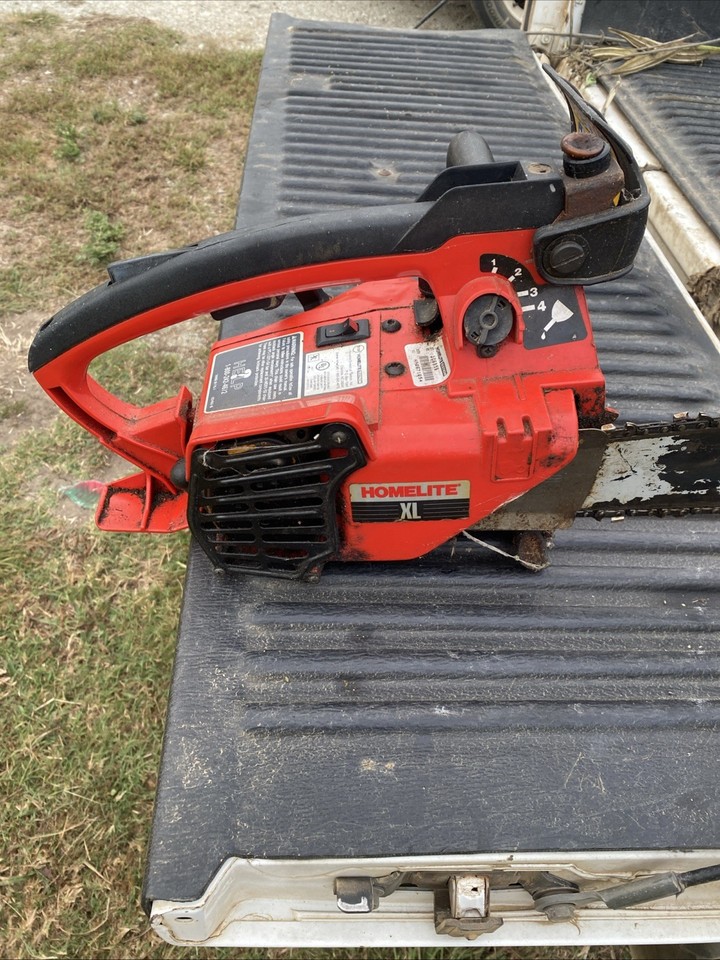 Vtg HOMELITE XL AUTOMATIC OILING CHAIN SAW Good Compression Not Running ...