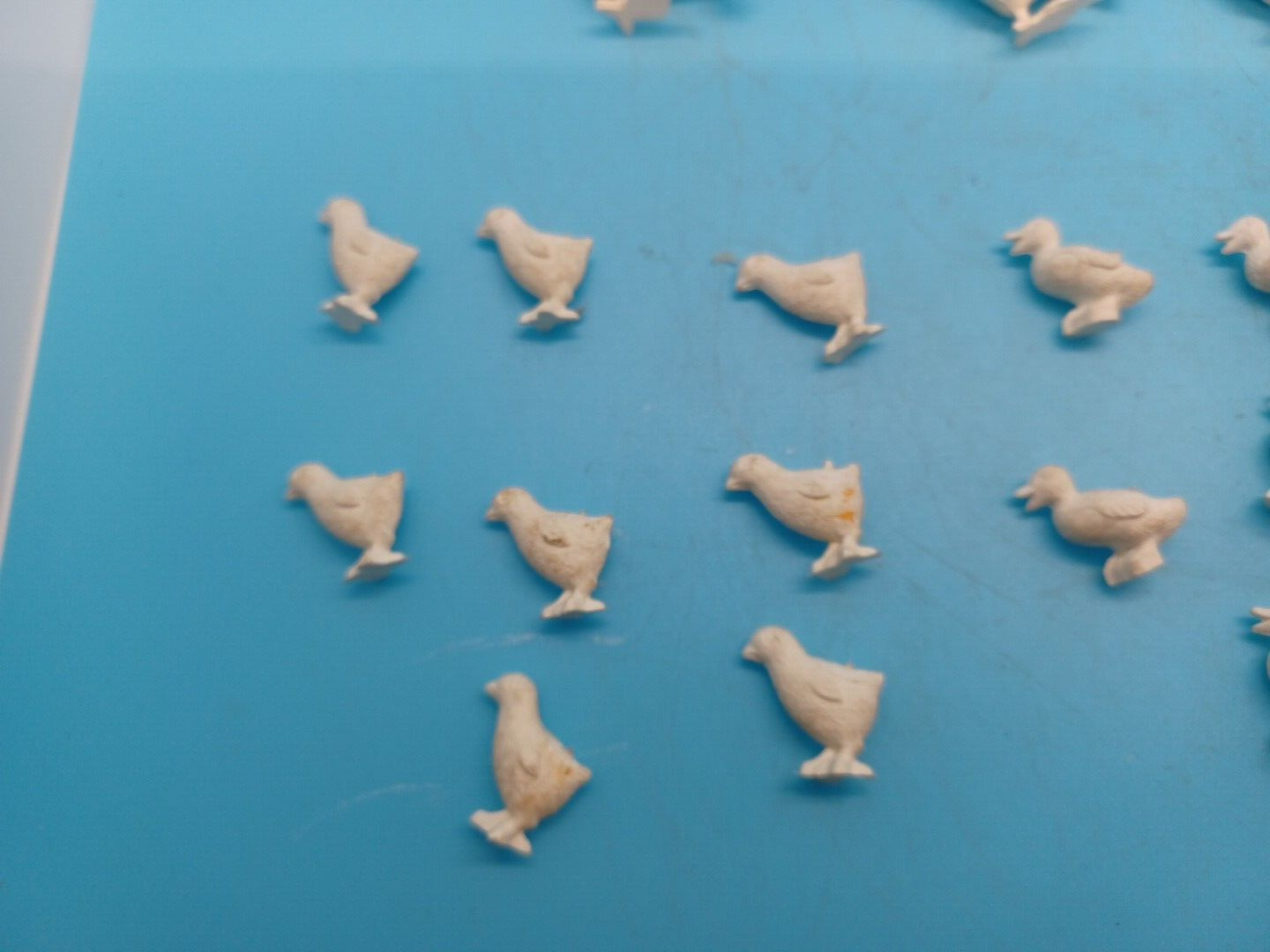 25 Vintage Marx Plastic Fowl Birds Turkeys Roosters Hens Chickens Ducks ...
