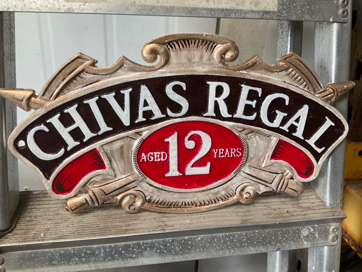 Chivas 12 Logo