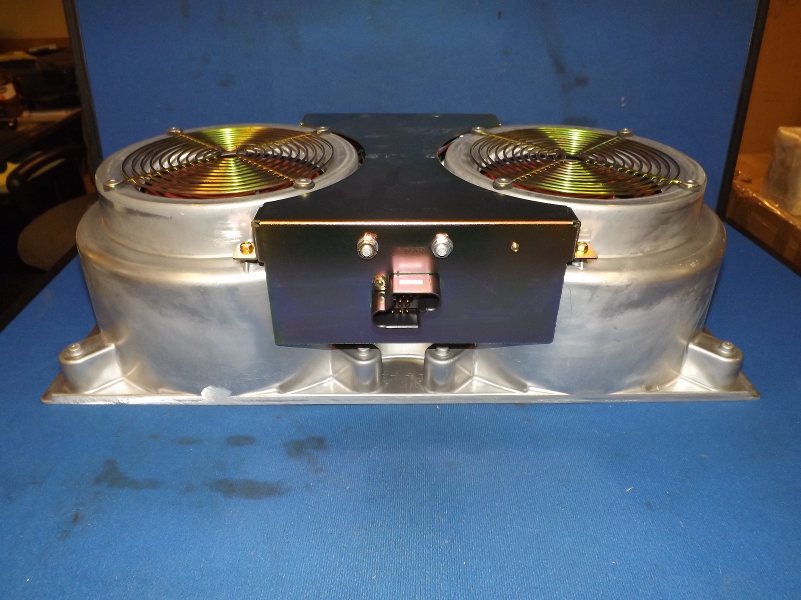 (2) EBM R4E225-AT01-09 M4E068-CF 230VAC 40W 50HZ 400VDB for sale online ...