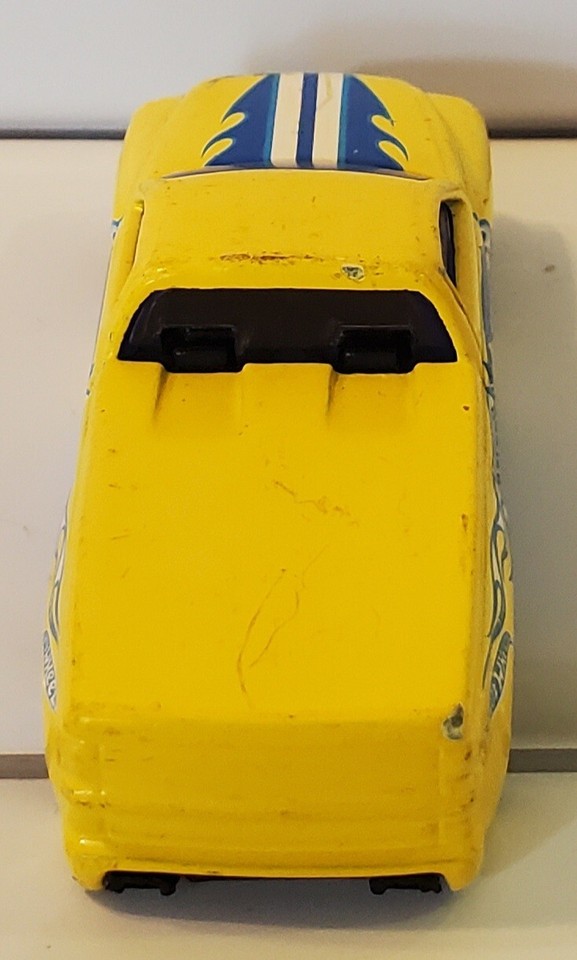 Hot Wheels. Switchback Truck Surfing Wave Rippers. No Surfboards. Loose ...