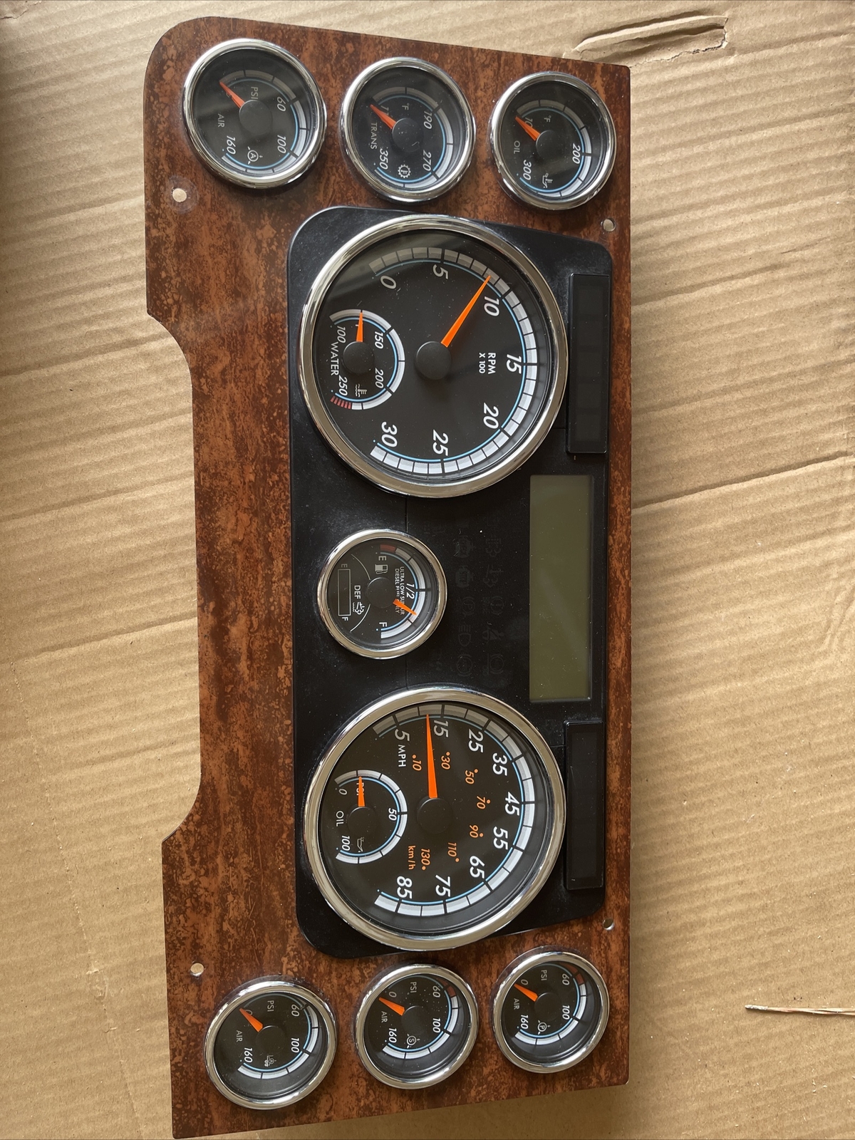 Freightliner Cascadia Dash Instrument Cluster A06-94506-100 Warranty