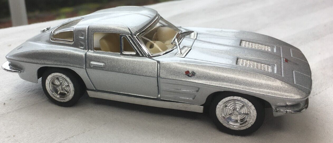Kinsmart 5" 1963 Chevy Chevrolet Corvette Stingray Diecast Model Toy 1: ...