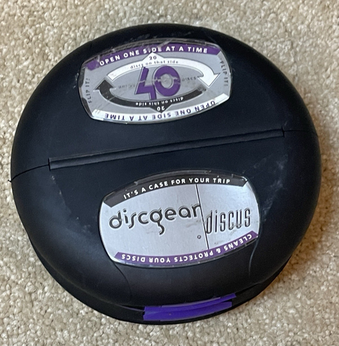 DiscGear Discus 40 CD/DVD/Game Holder Hard Shell Black Storage Carry ...