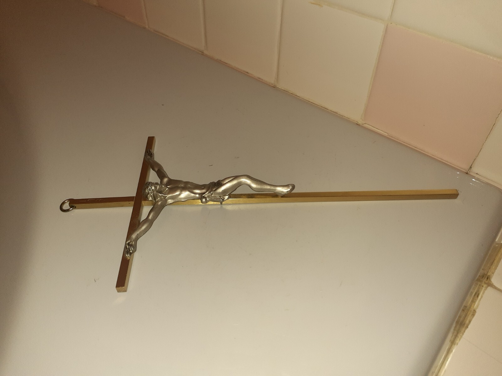 INRI Metal Religious Wall Hanging Cross 10" tall x 5.1" | eBay