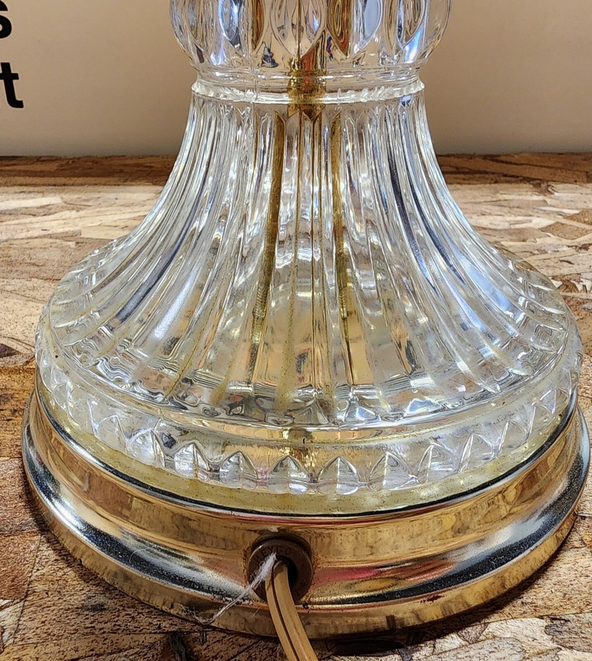 VINTAGE CUT CRYSTAL TABLE LAMP ETCHED PINWHEEL URN LAMP BASE 30" HEIGHT ...