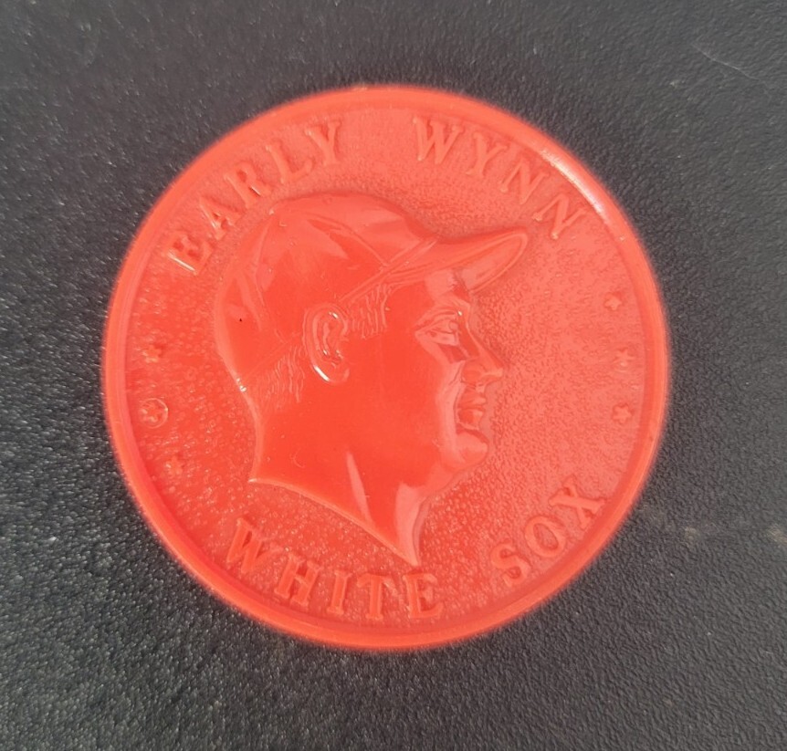 1959 Red Armour Baseball Coin Token Pin Early Wynn Chicago White Sox ...