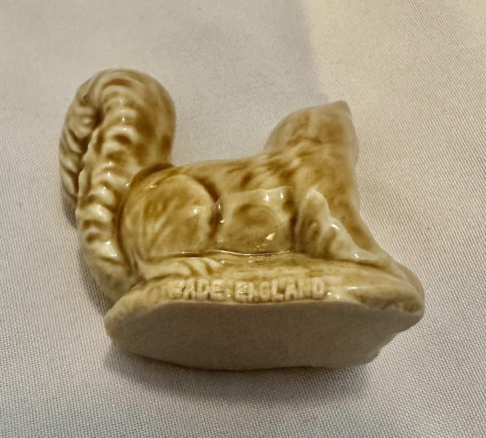 Vintage Wade Whimsie Squirrel Mini Collectible Figurine Red Rose Tea ...