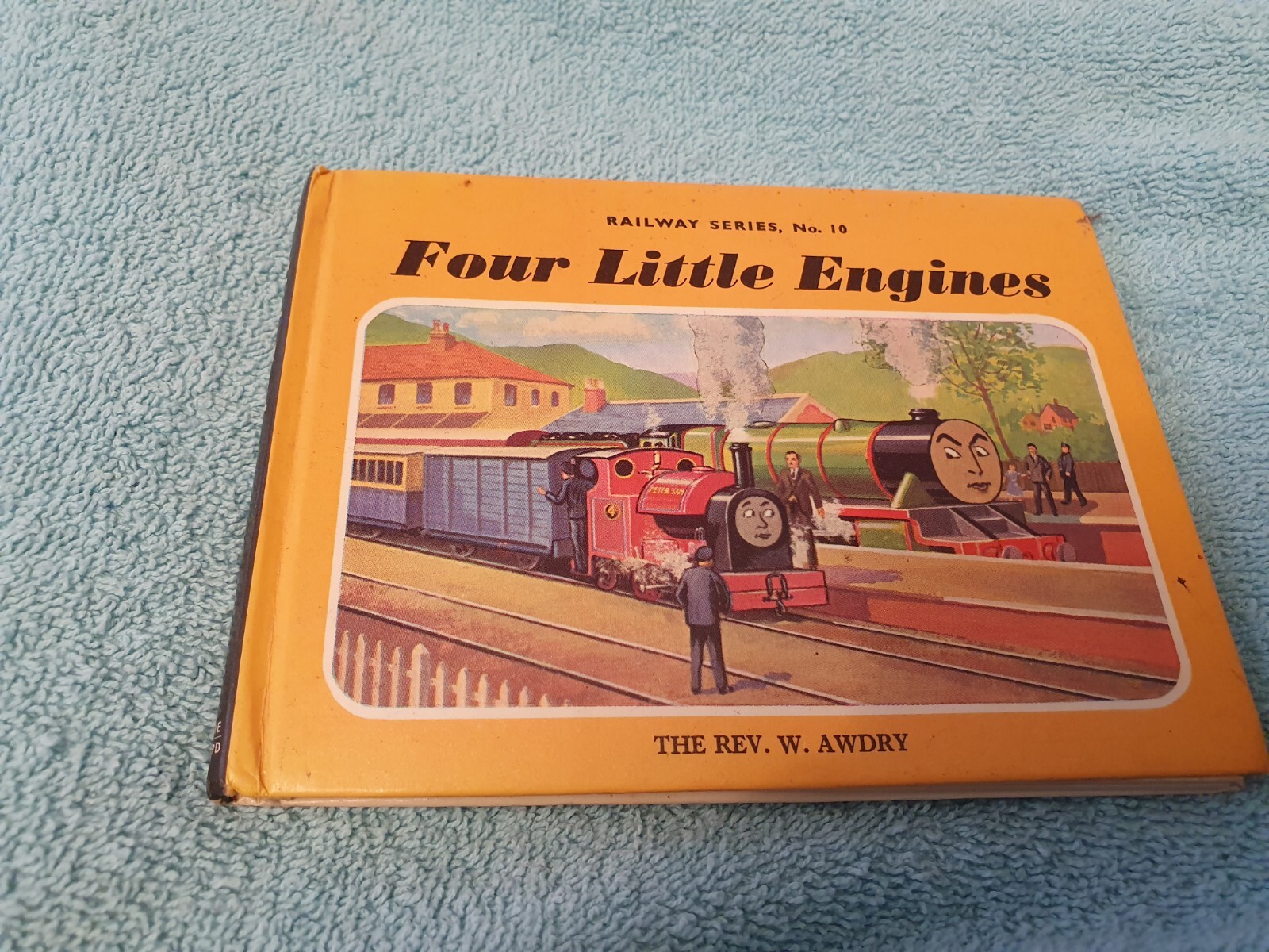 THOMAS Railway series #10 Hardback FOUR LITTLE ENGINES 14x11cm ...