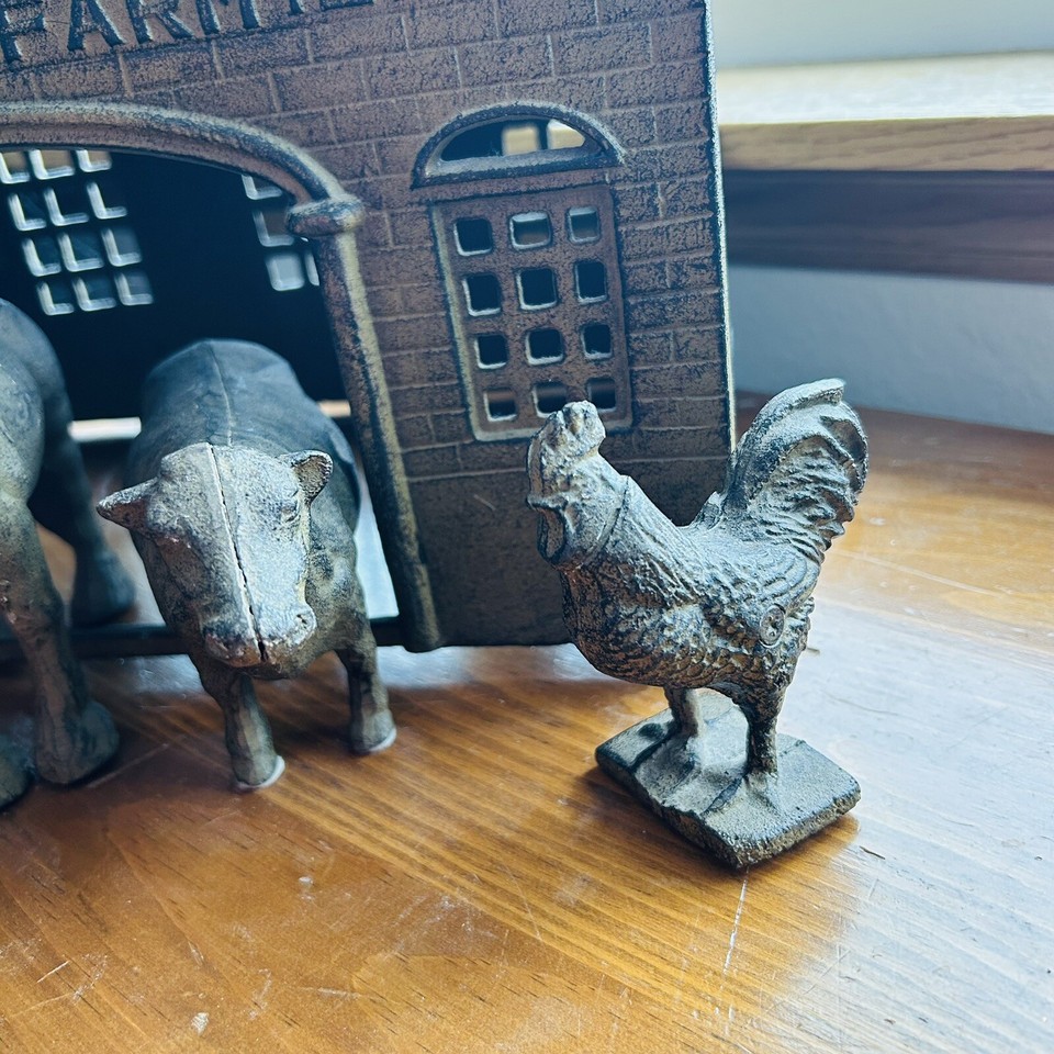Three Hands Corp Vtg Cast Iron Stock Farm Barn 5 Animals Horse Pig Cow ...