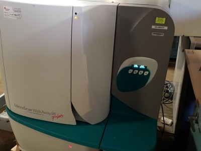 Siemens WalkAway 96 Plus MicroScan ☆Powers on, executes programs☆ Ships ...