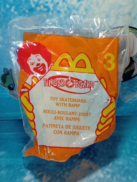 McDonald’s 2000 Finger Board Toy Skateboard with Ramp #3 Happy Meal Toy ...