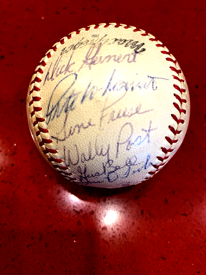 1961 Reds Team Signed Wally Post,Fred Hutchinson, Pinson etc,Baseball ...