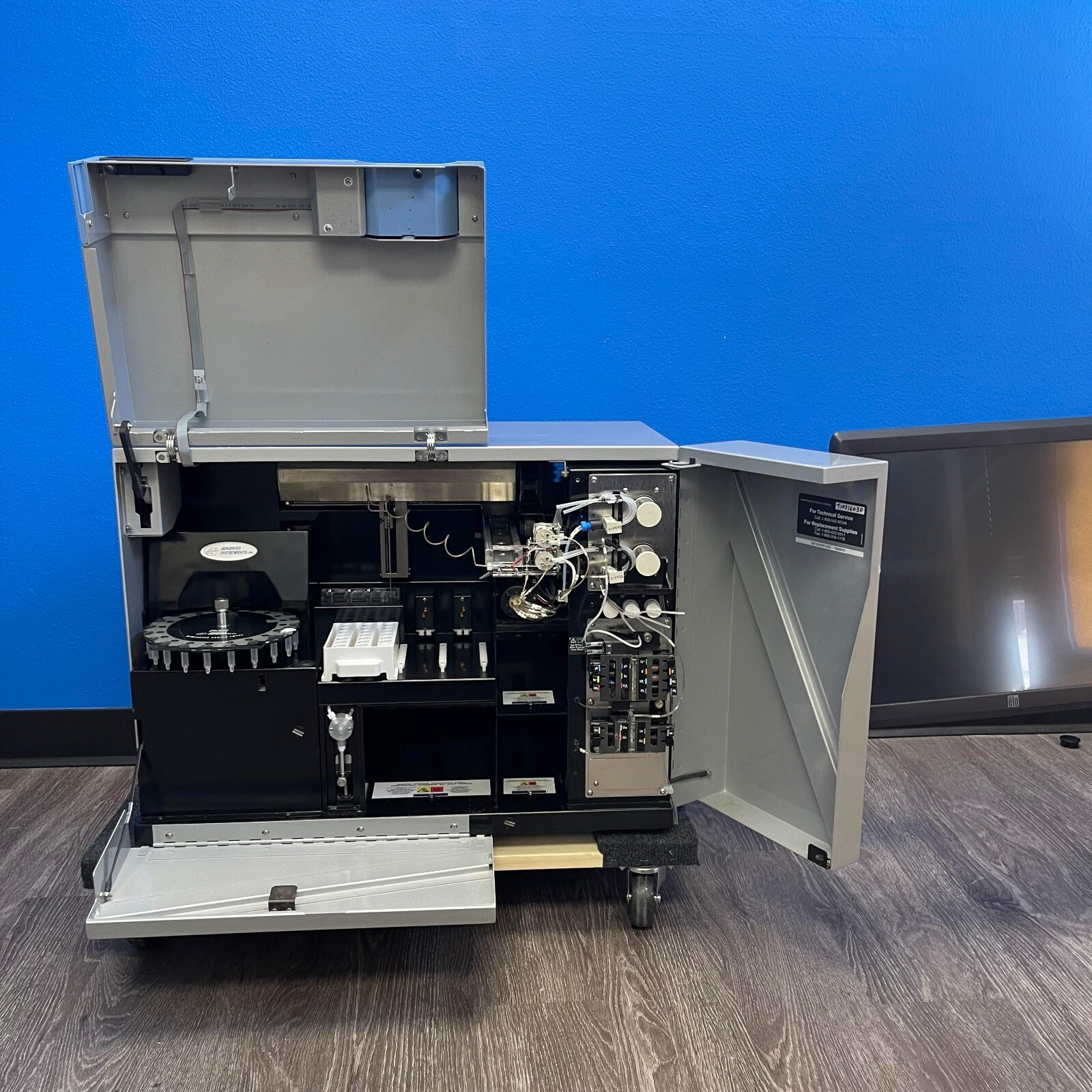 Nova Biomedical BioProfile FLEX Automated Cell Culture Analyzer, Elo ...