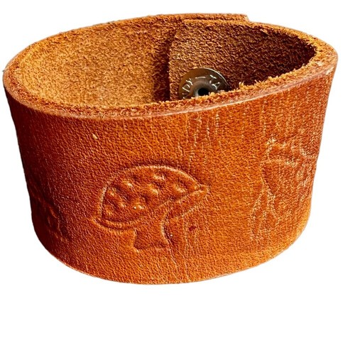 Handmade bracelet from vintage hand-tooled belt. Mushrooms/Frogs. Snap ...