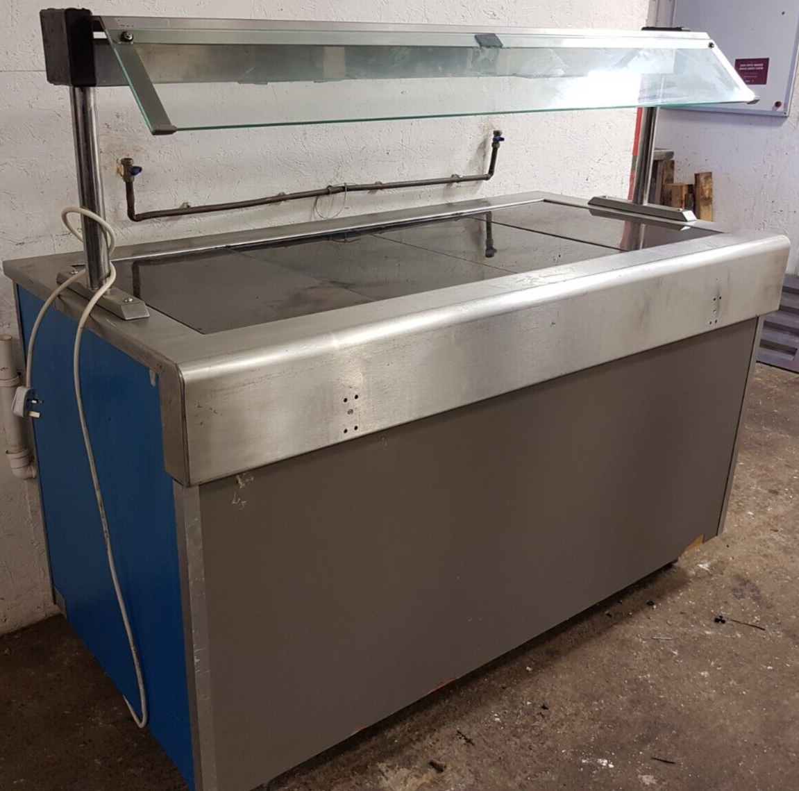 MOFFAT HOT CUPBOARD CARVERY WITH 4 GN CERAN HOT PLATES AND HEATED ...