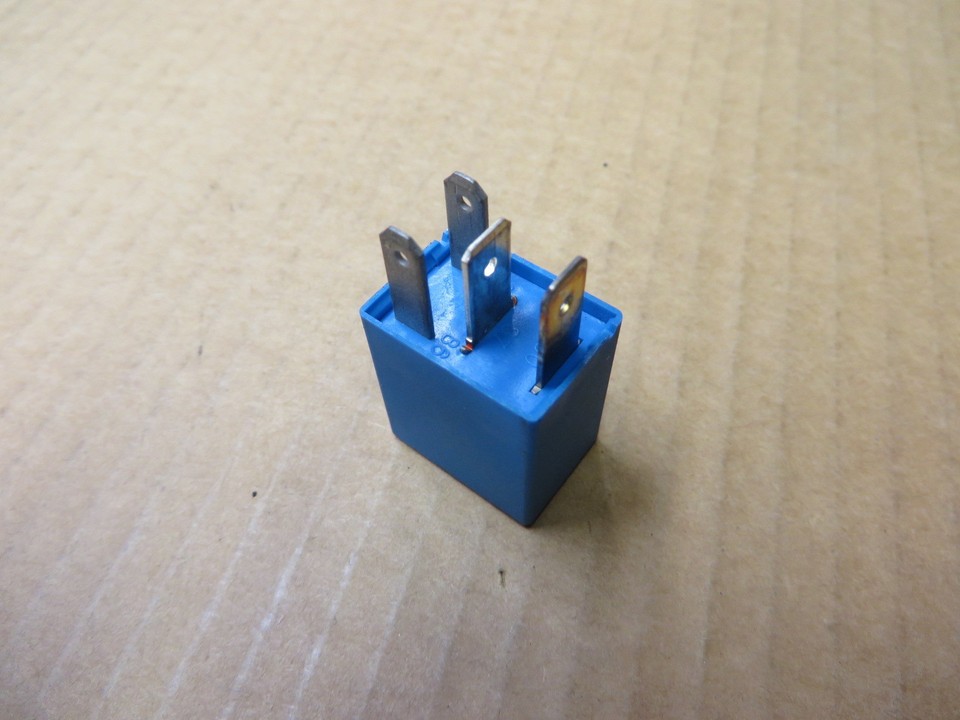KIA HYUNDAI RELAY OEM # 9522429850 | eBay
