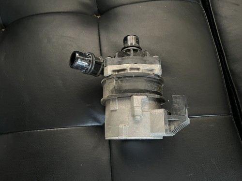 Mercedes Genuine OEM Engine Auxiliary Water Secondary Coolant Pump ...