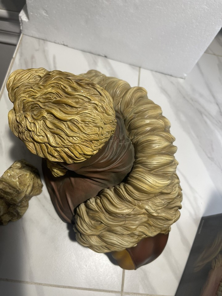 Sideshow Collectibles Legendary Scale Bust Sabertooth 121/150 Exclusive ...