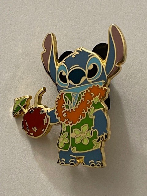DS Small Tourist Stitch Coconut Drink Disney Pin 37170 (D1) | eBay