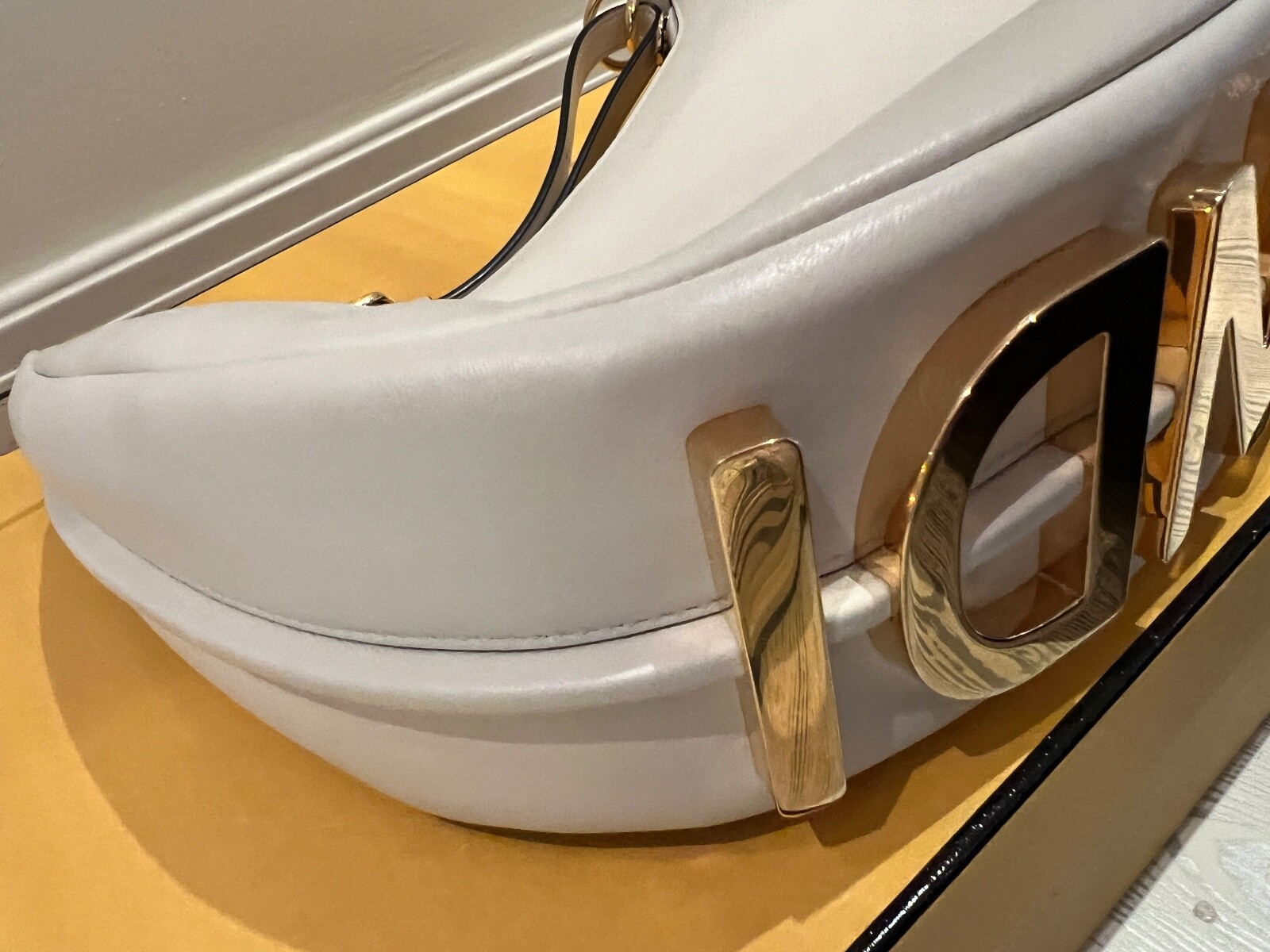 Fendi Fendigraphy White Shoulder Bag in Calf Leather Small Matte ...