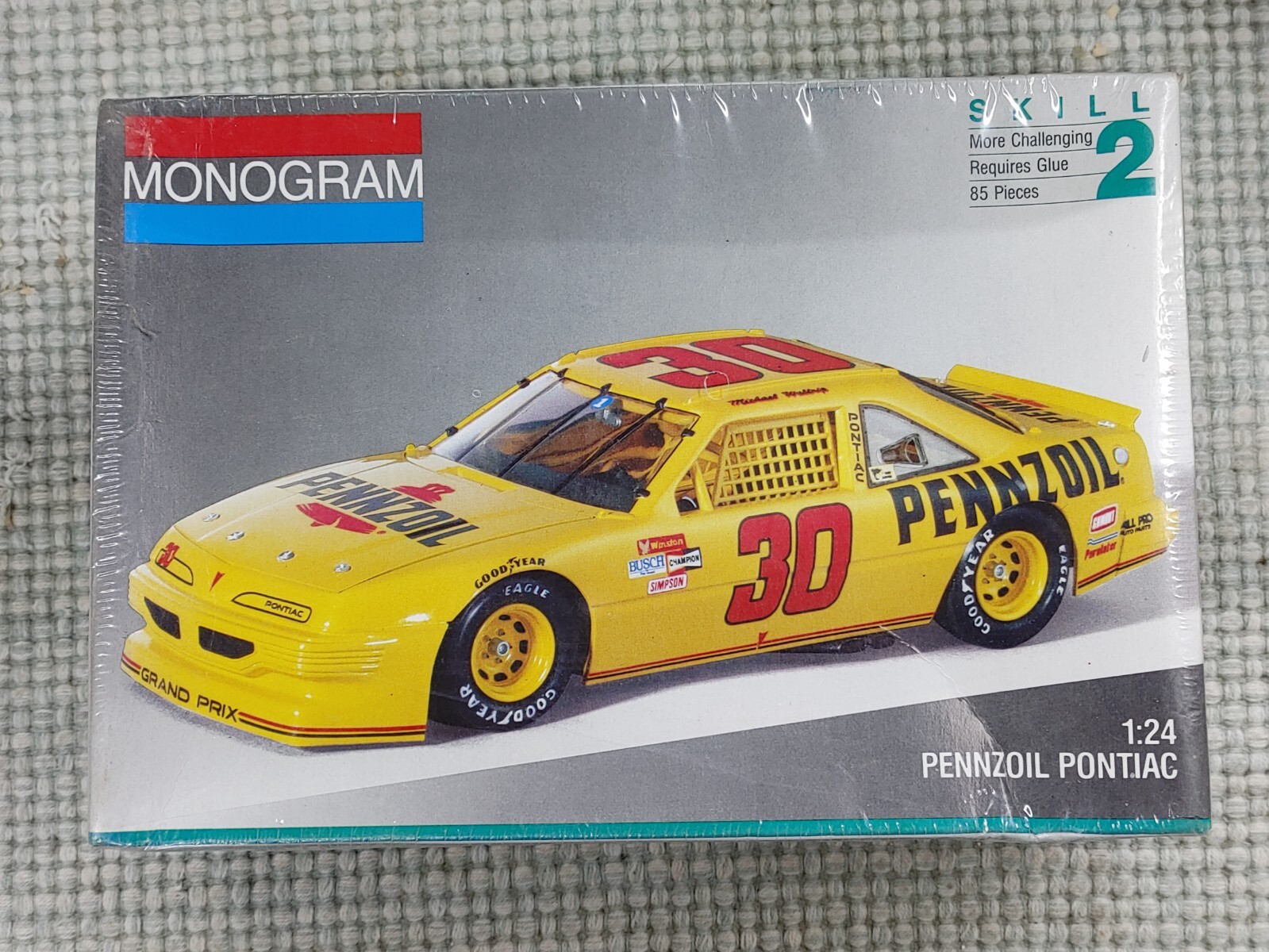 BRAND NEW Monogram #30 Michael Waltrip Pennzoil NASCAR Model Car Kit ...