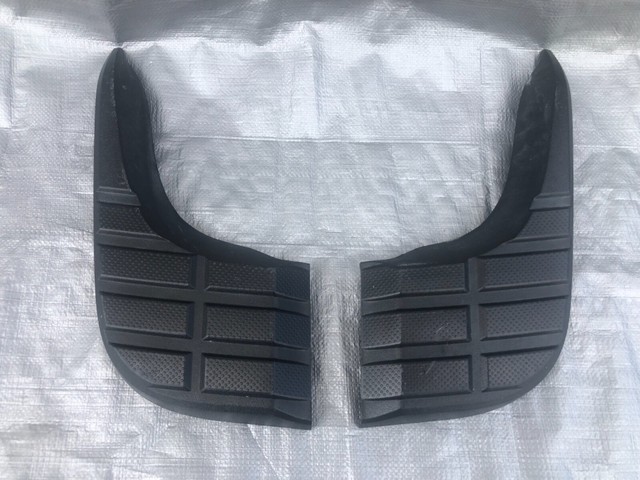 2014-2019 Toyota Tundra rear bumper step pad side extensions L&R 52163 ...