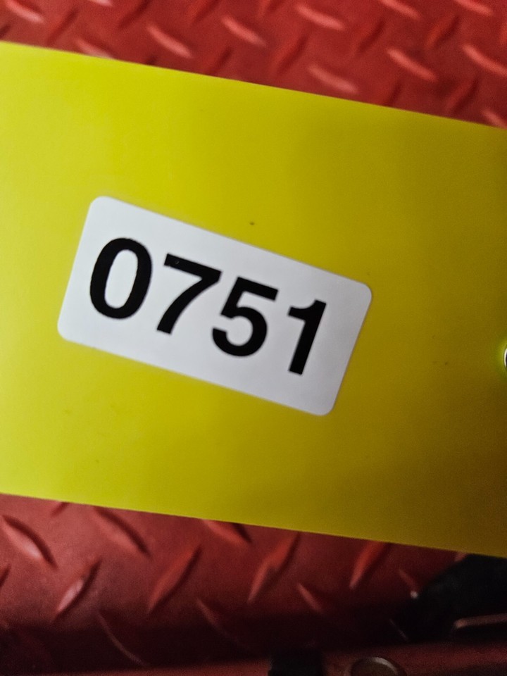 2014-2018 Chevrolet Silverado LH Fuel Rail + Injectors 5.3 L 12677814 ...