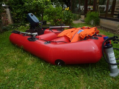 Schlauchboot Bombard AX 2 mit Motor Yamaha 2PS ,Farbe rot,lä. 2,4m,br ...