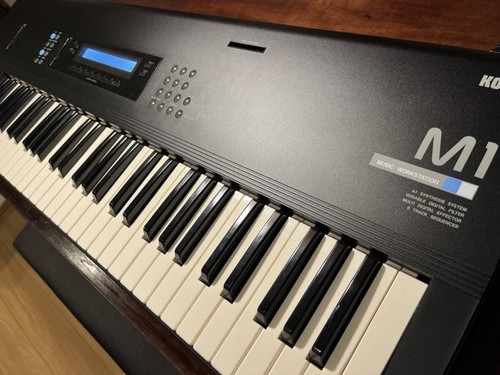 Korg M1 Music Workstation Synth – 61-Key – AI Synth Engine – Backlight ...