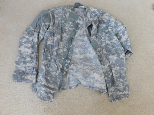 US ARMY FLAME RESISTANT ACU TOP COAT SIZE MEDIUM- REGULAR | eBay