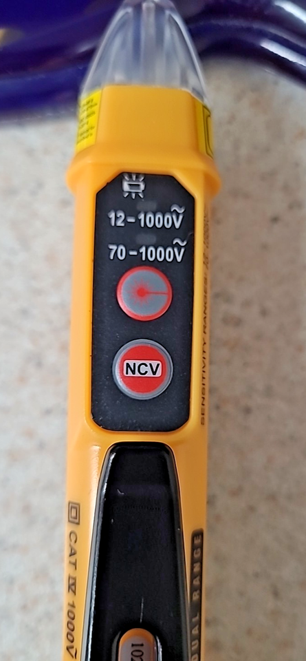 Klein Tools Non-Contact Voltage Tester, Dual Range, w/ Laser Pointer ...