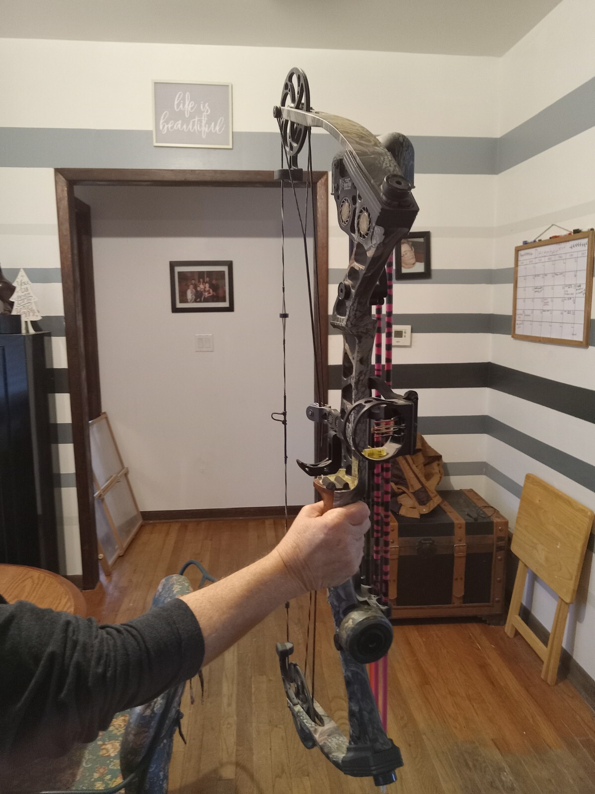 mathews left handed compound bow used. Switchback solo cam. | eBay