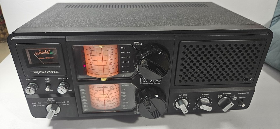 REALISTIC DX-200 - AM/SSB-CW HAM SHORTWAVE RECEIVER - AMAZING SHAPE ...